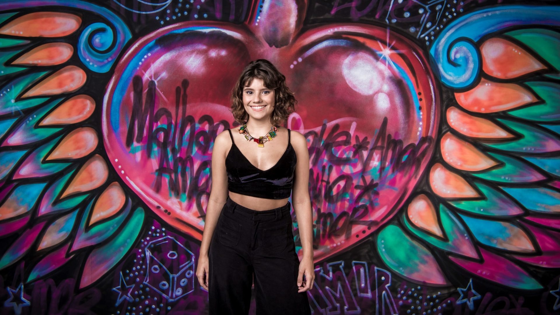 Dora de Assis lamenta falta de contato com o público nas ruas