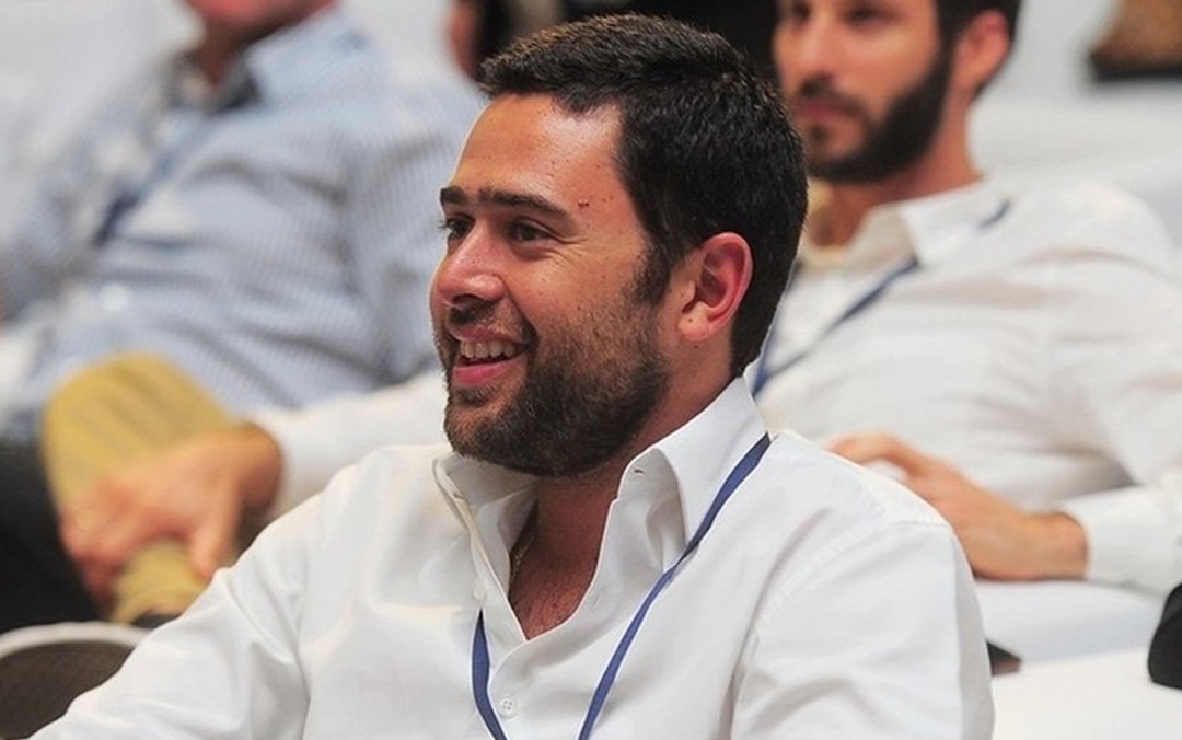 Globo integra todas as áreas e neto de Roberto Marinho deixa Esporte ...