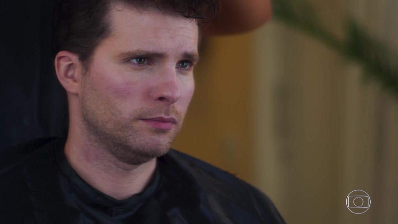 Salve-se Quem Puder: Após ver beijo de Kyra e Rafael, Alan toma decisão